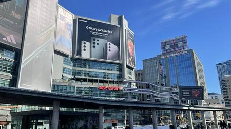Toronto'S Greatest Hits Walking Tour | Canada | Gifting Owl